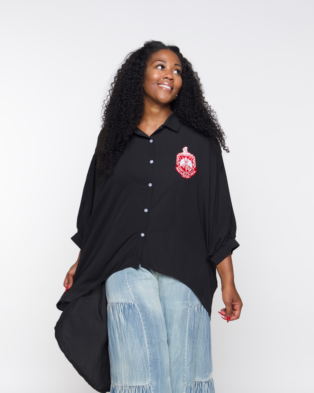 Deltas Buy Their Sorority Clothes from LNO Greek Fashion